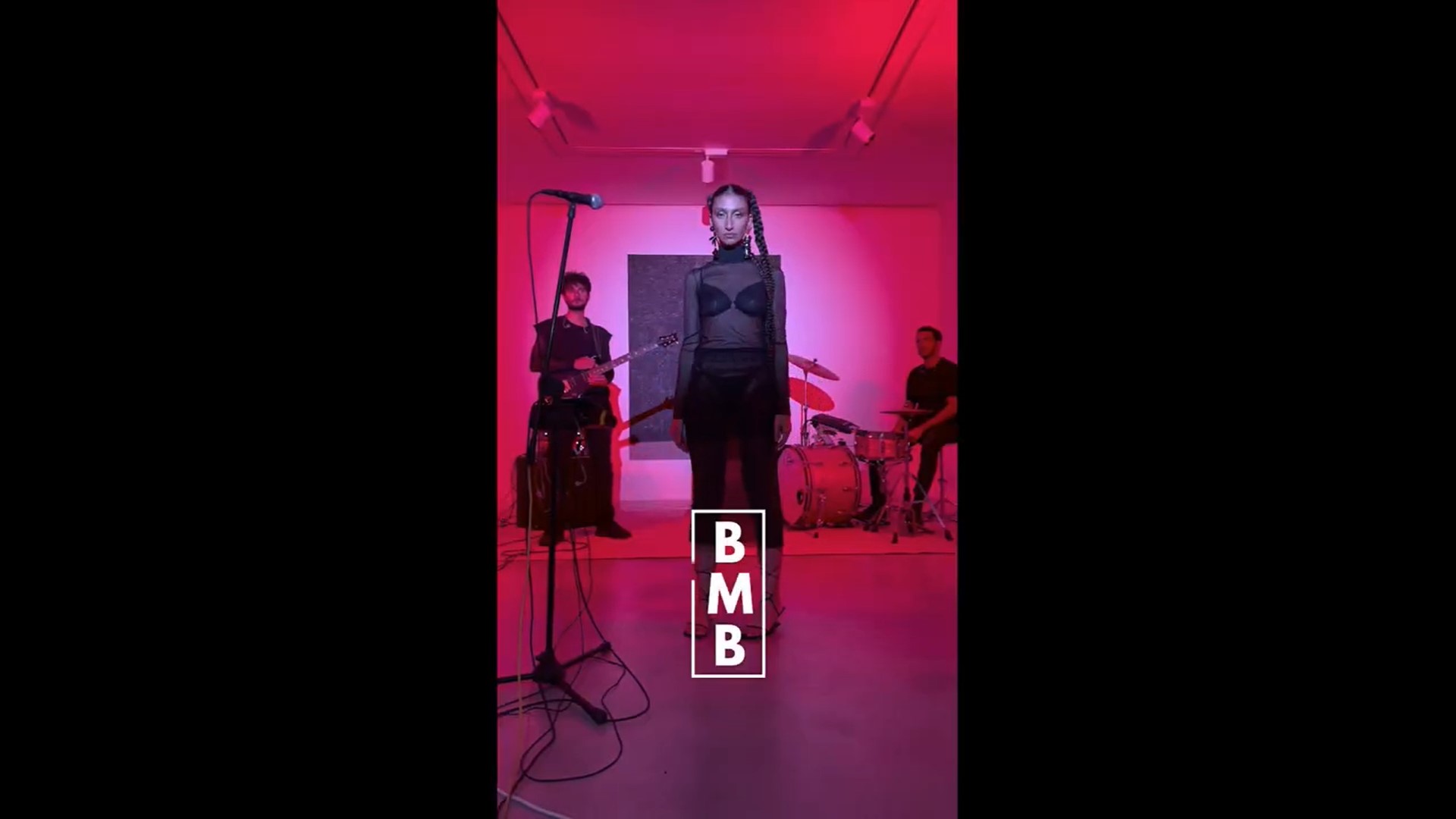 BMB Live Studio: NAVA alla Dep Art Gallery di Milano